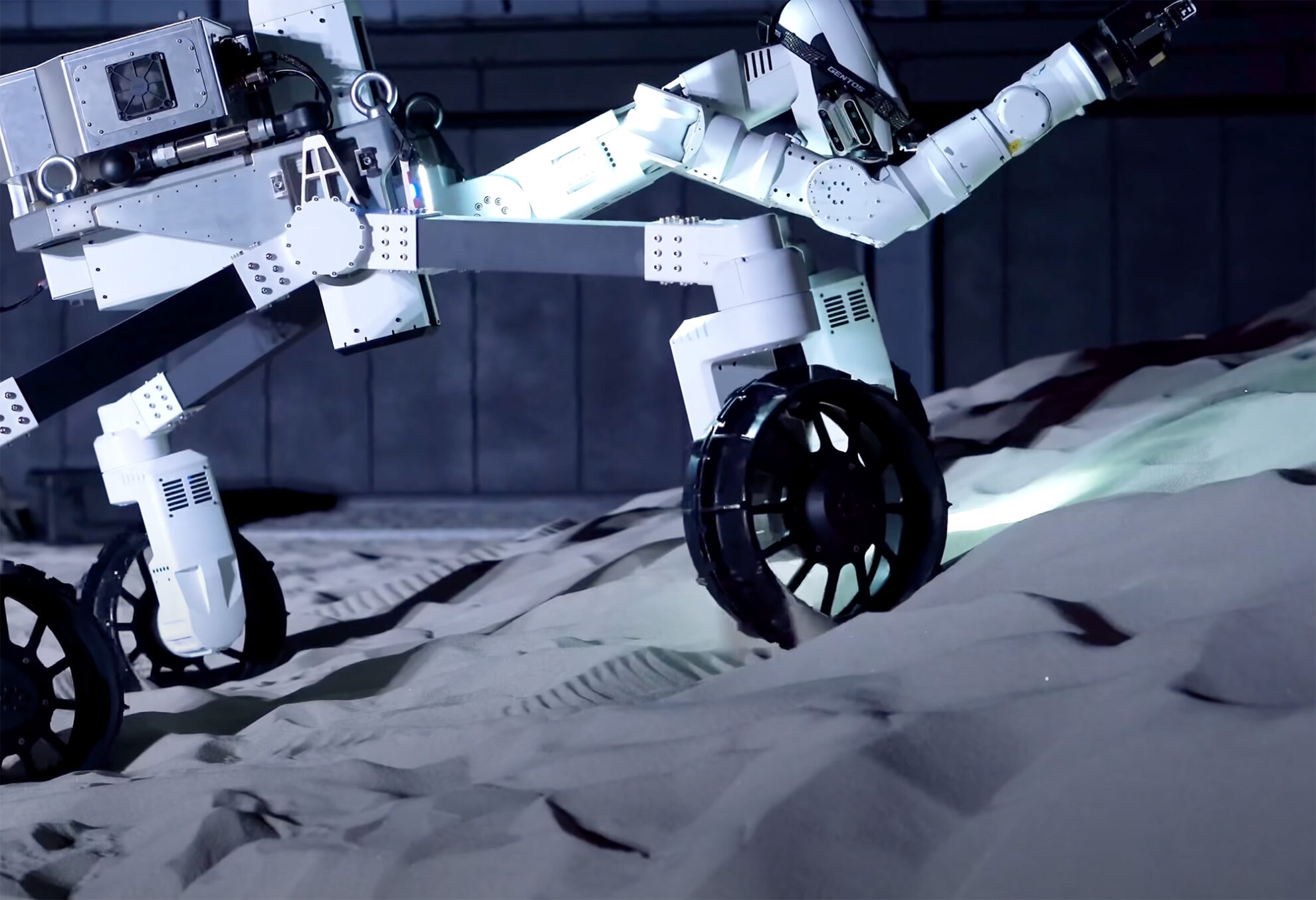 Lunar Rover | GITAI